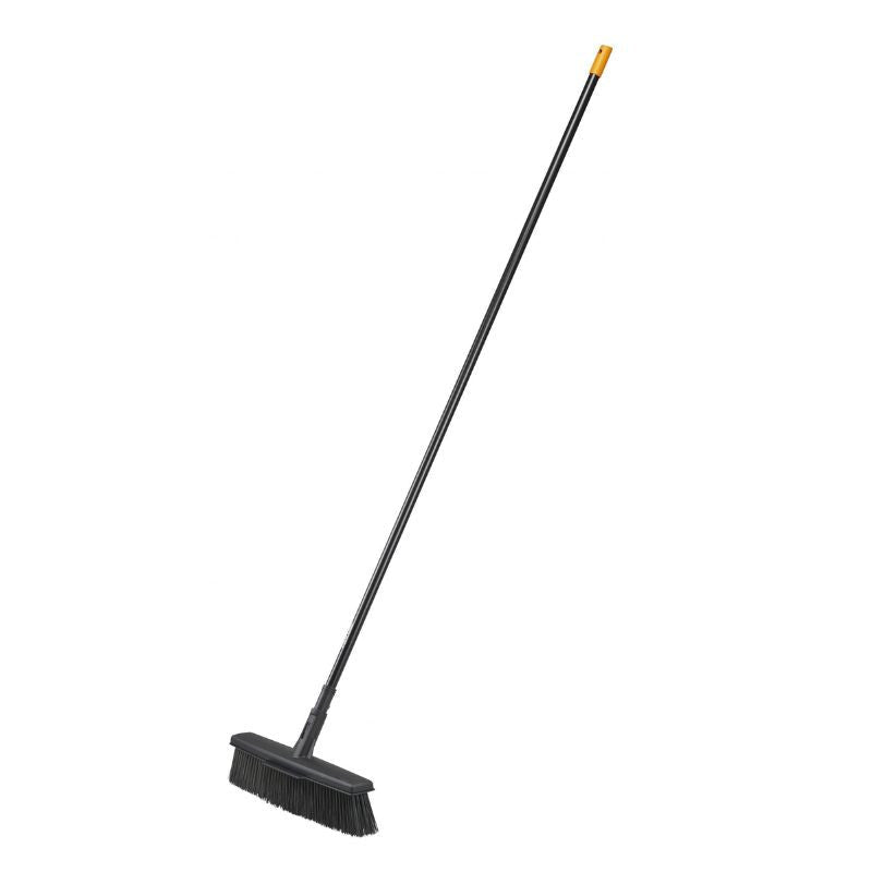 Balai de jardin multiusages Solid FISKARS 1025926 taille L – Racetools